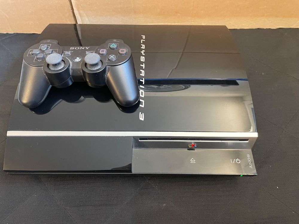 Sony PS3 Konsole + 1 Controller | Kaufen auf Ricardo