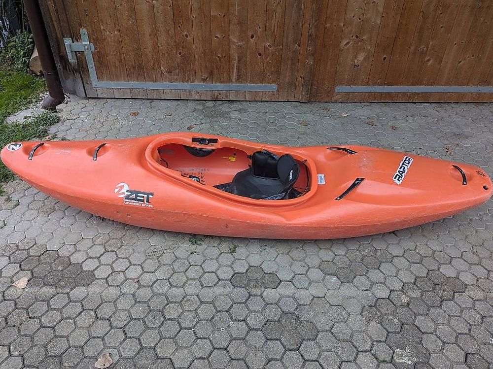 ZET Raptor Wildwasser Kajak (Gebraucht) in Zug für CHF 450 – nur ...