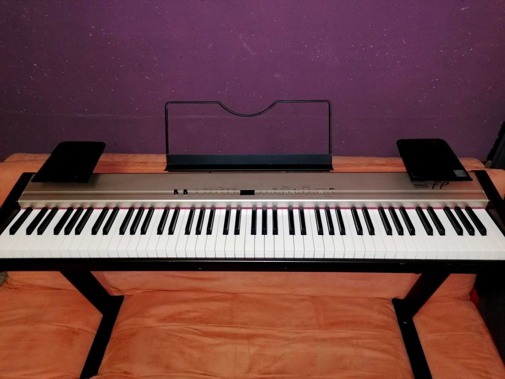 Roland FP-3 Digital Piano (Gebraucht) in Wahlendorf für CHF 200 – nur ...