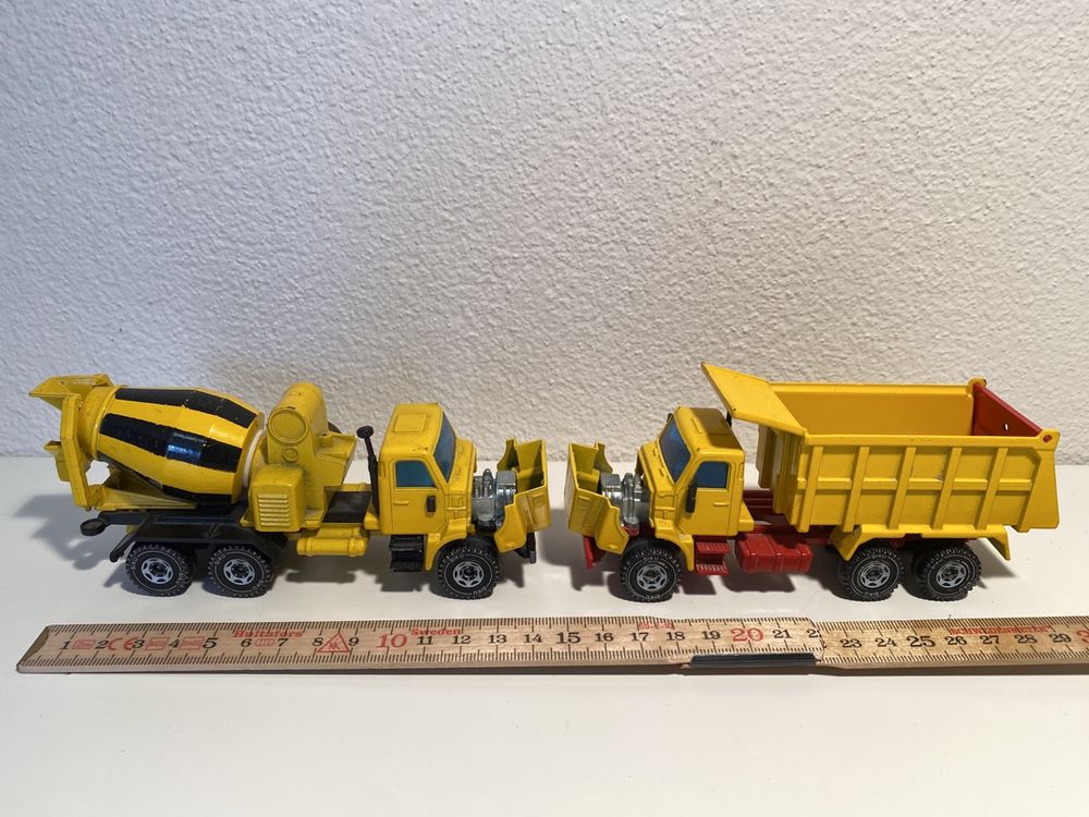 2 Siku Lastwagen 2817 Volvo (Gebraucht) in Winterthur für CHF 22 – mit ...