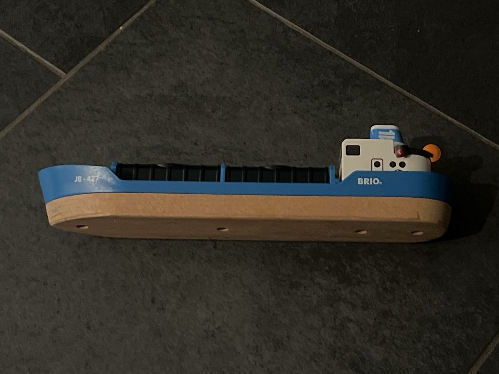 BRIO Cargo Ship Boat - Classic Wooden Railway Toy! (Gebraucht) in ...