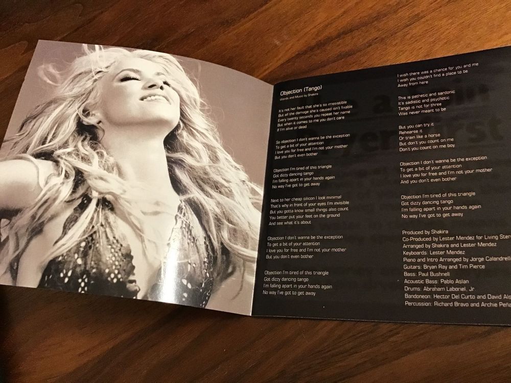 SHAKIRA Laundry Service Musik CD Album (Gebraucht) in Glattfelden für ...