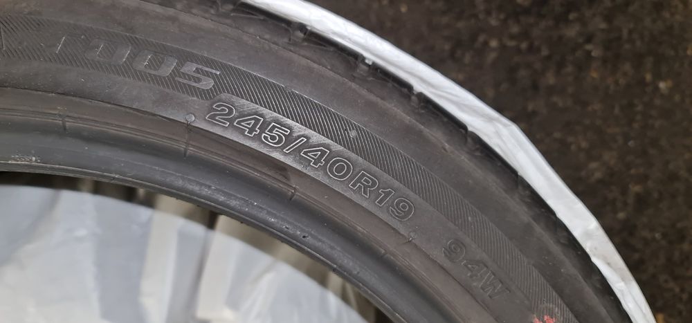 Sommerreifen 245/40 R19 Bridgestone Turanza (Gebraucht) in Schliern b ...