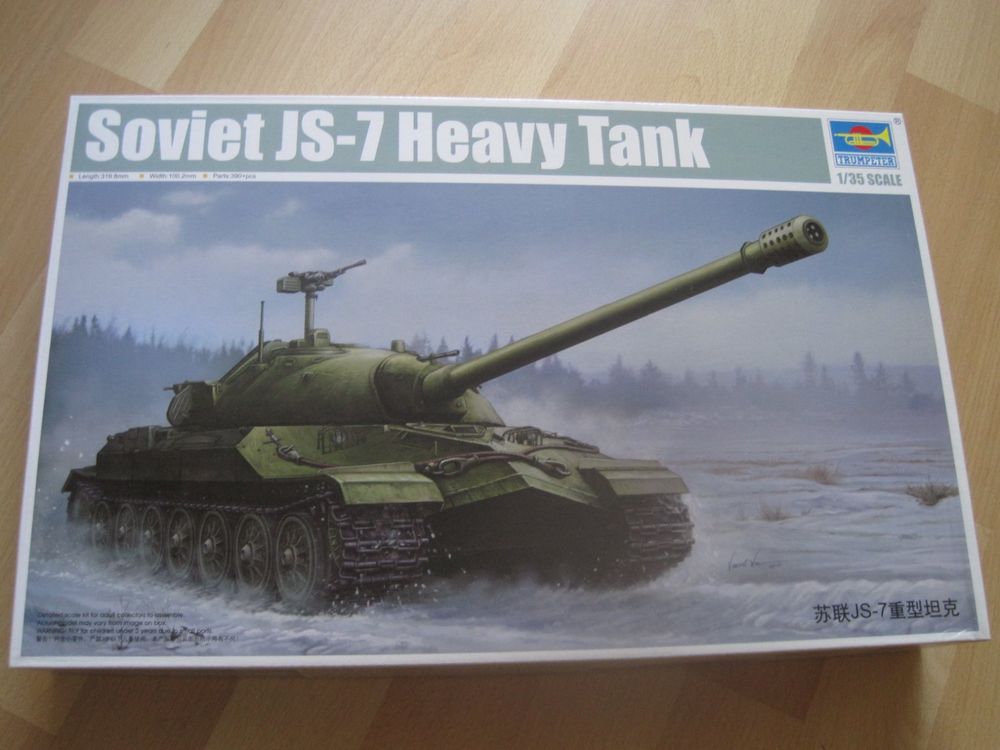 Soviet JS-7 Heavy Tank 1:35 NEU Trumpeter | Kaufen auf Ricardo