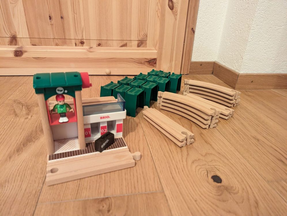 Brio Monorail Station mit 2 Monorail Schienensets | Kaufen auf Ricardo