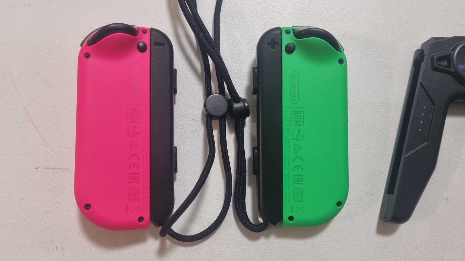 Nintendo Switch Joy Con Controllers Splatoon 2 + USB Duogrip (Gebraucht ...