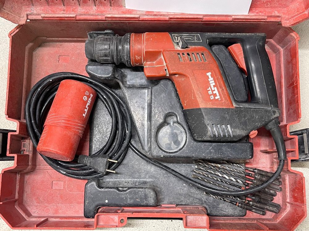 Hilti TE5 Bohrhammer (Los 06) - 8493 Saland (Gebraucht) in Turbenthal für CHF 142 – nur Abholung ...
