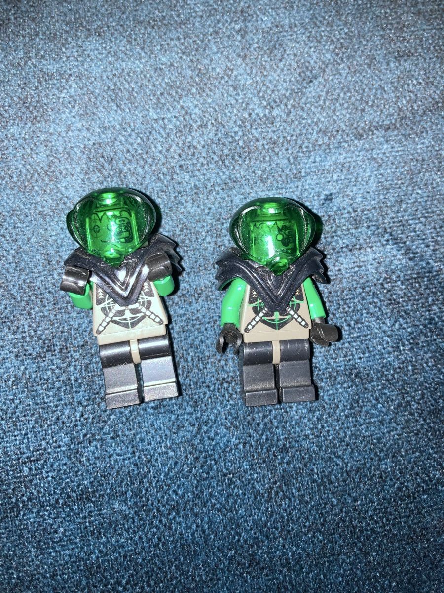 2× LEGO Ninjago Geister / Schlangen – grün transparent (Gebraucht) in ...