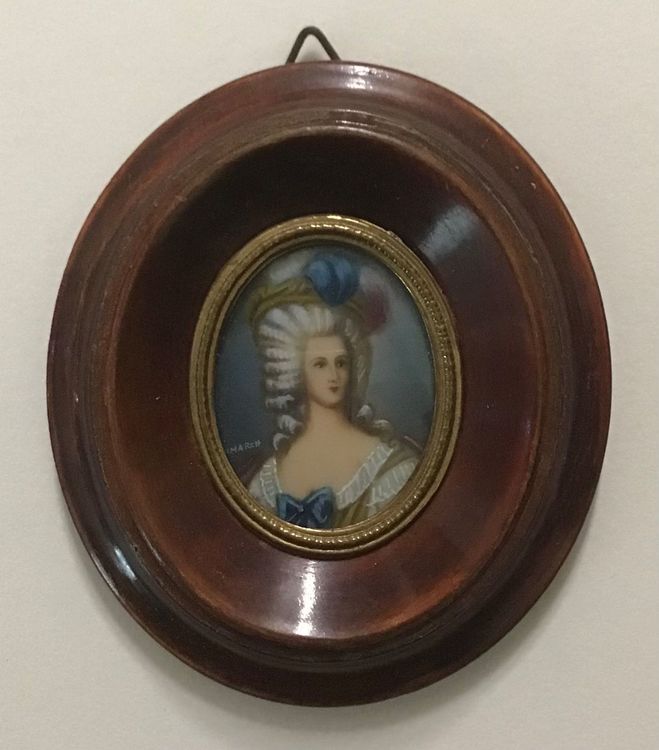 Antike Miniature Gemälde Unleserlich Signiert (Gebraucht) in Root für CHF 5 – mit Lieferung auf ...