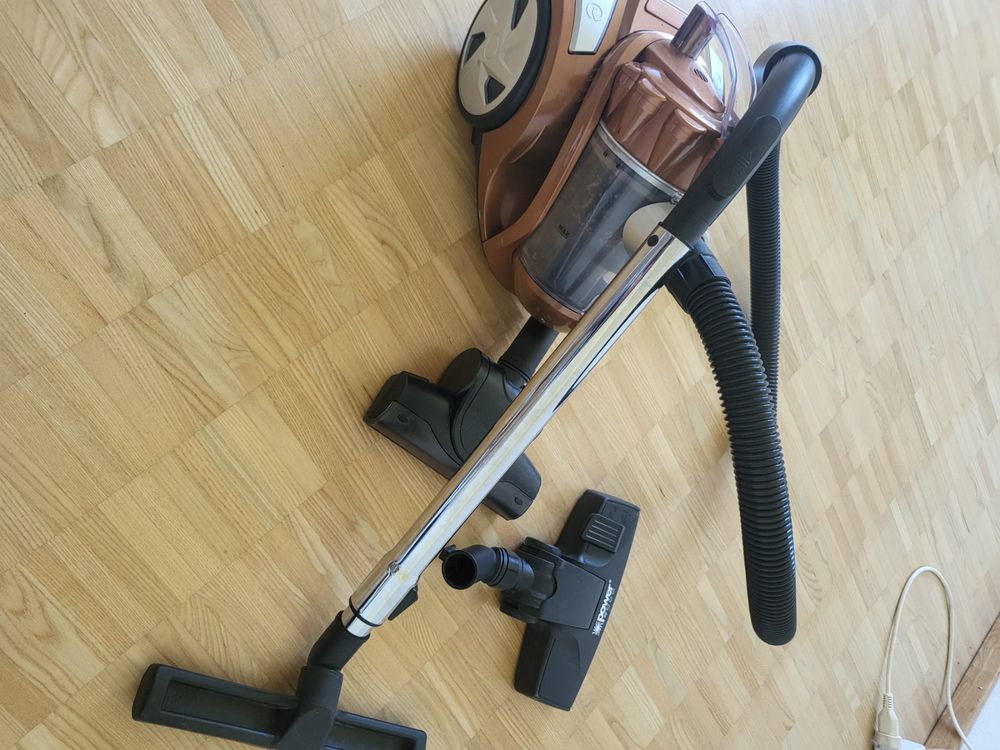 Staubsauger (Gebraucht) in für CHF 20 – mit Lieferung auf Ricardo kaufen
