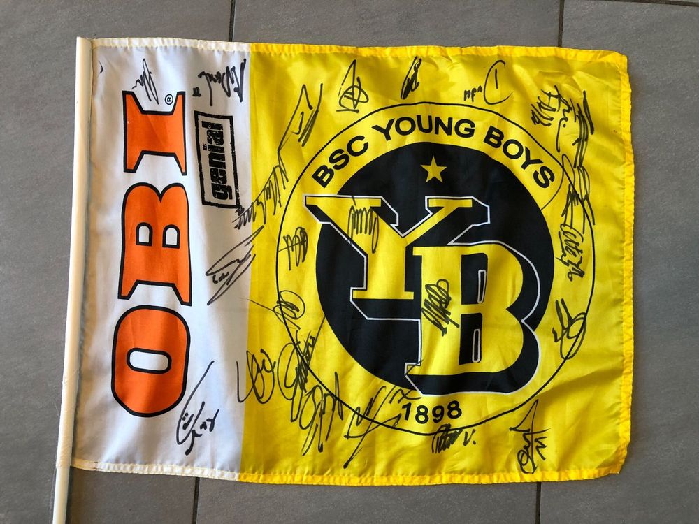 BSC YB Fahne mit Original Unterschriften | Kaufen auf Ricardo