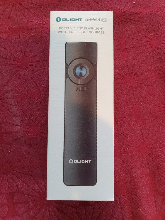Olight Arkfeld Pro, LED Laserpointer UV-licht Taschenlampe | Kaufen auf ...