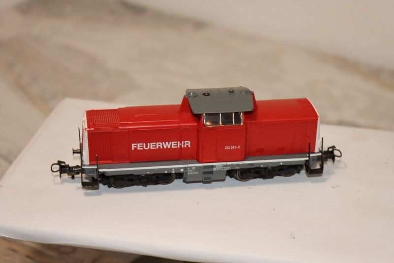 Märklin Feuerwehr Lok ( 283 ) (Gebraucht) in Kerzers für CHF 25 – mit ...