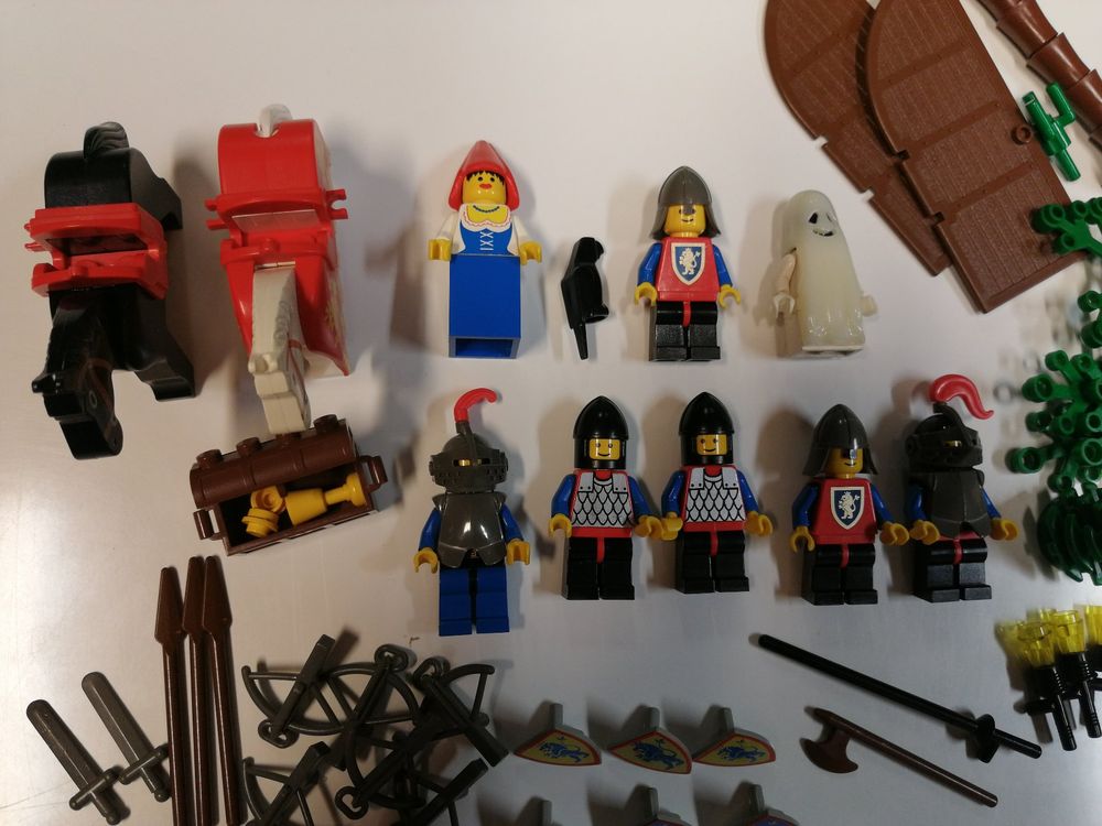 Lego 6081 Crusaders King's Mountain Fortress (Gebraucht) in Sils im ...