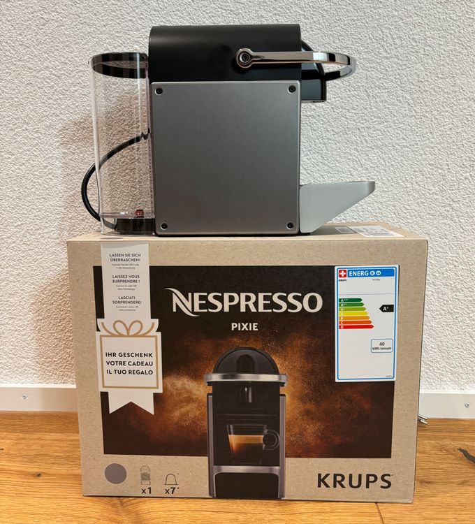 Nespresso PIXIE Titan Redesign *NEU* | Kaufen auf Ricardo