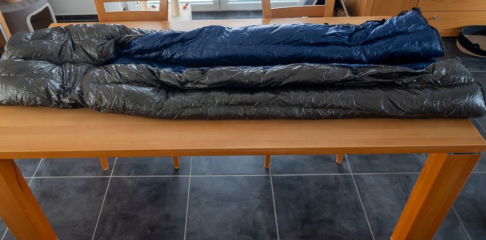 Enlightened Equipment Revelation Quilt 850 cuin – (2) (Neu (gemäss ...