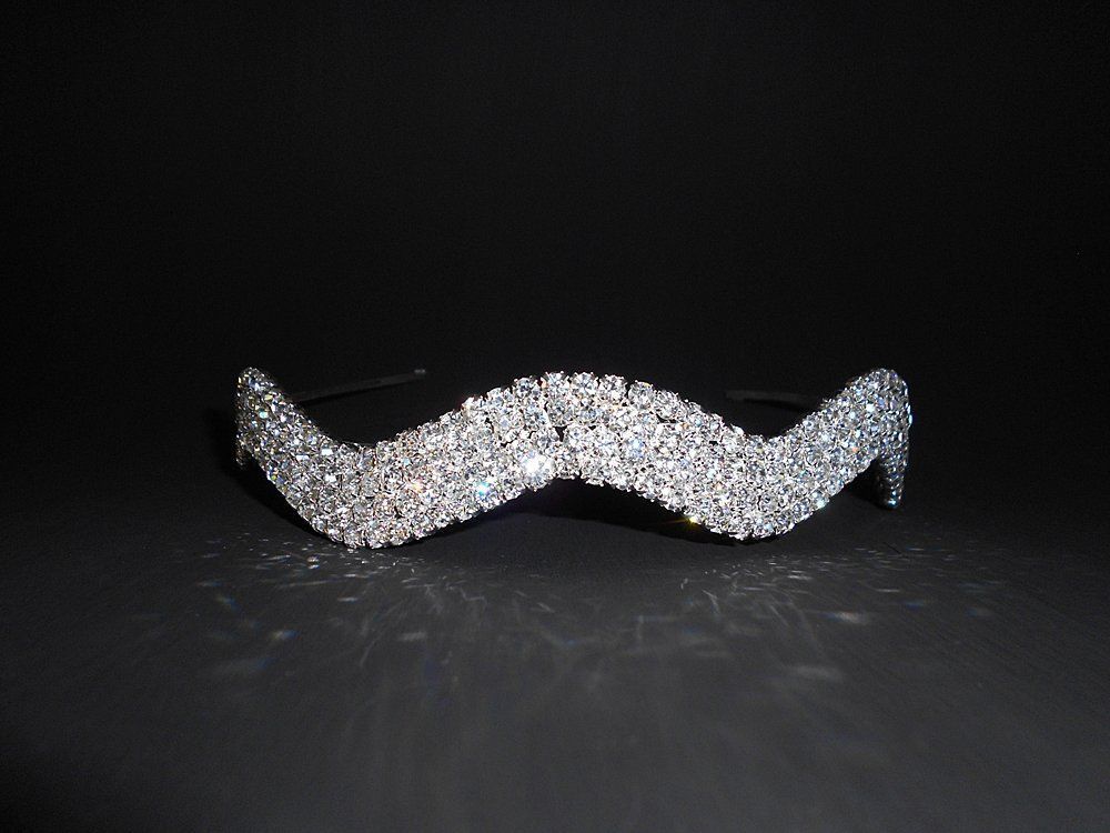 Diadem "Welle" (Neu und originalverpackt) in Ostermundigen für CHF 46 – mit Lieferung auf ...