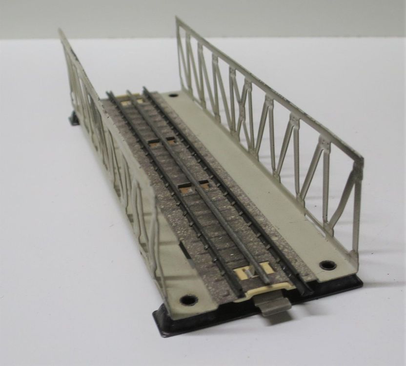 Märklin 7162, Gitterbrücke Mittelschiene | Kaufen auf Ricardo