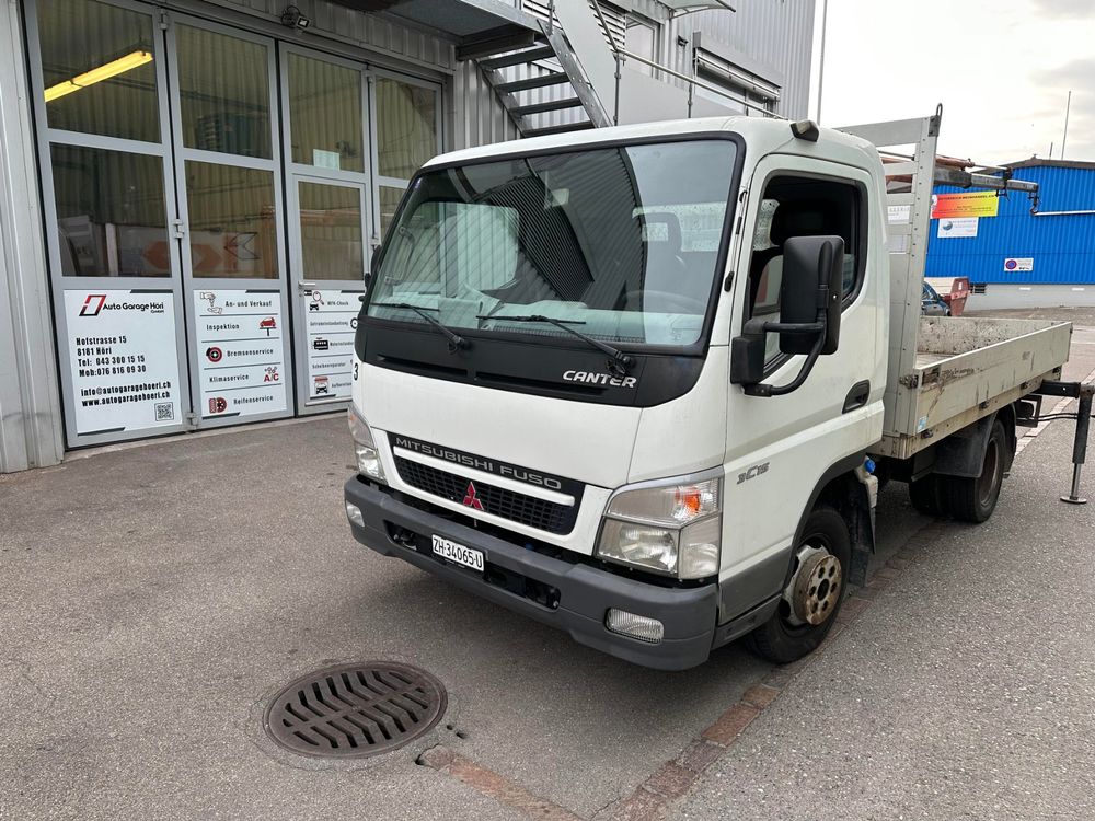 Mitsubishi Fuso Canter AHK 3C15 Brücke mit Ladekran (Gebraucht) in ...