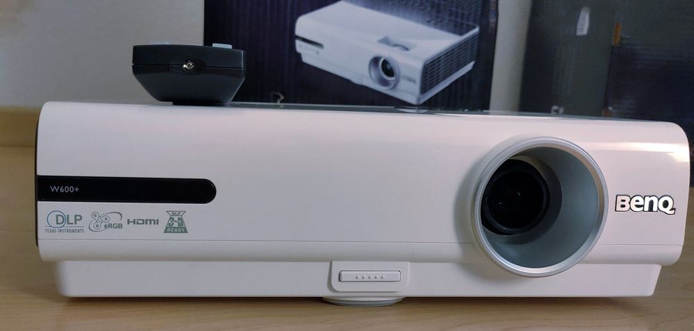 Beamer Benq W 600+ | Kaufen auf Ricardo