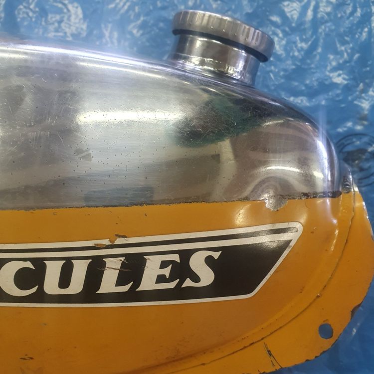 Mofa Hercules Tank Beschreibung unten siehe Fotos (Gebraucht) in für ...