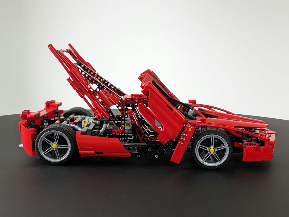 LEGO TECHNIC RACERS 8653 - Enzo Ferrari 1:10 (2005) - | Kaufen auf Ricardo