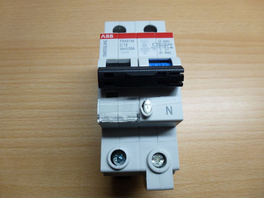 FI-LS C13 30mA ABB-smissline (FS451M-C13/0.03) (Neu (gemäss Beschreibung)) in Hombrechtikon für ...