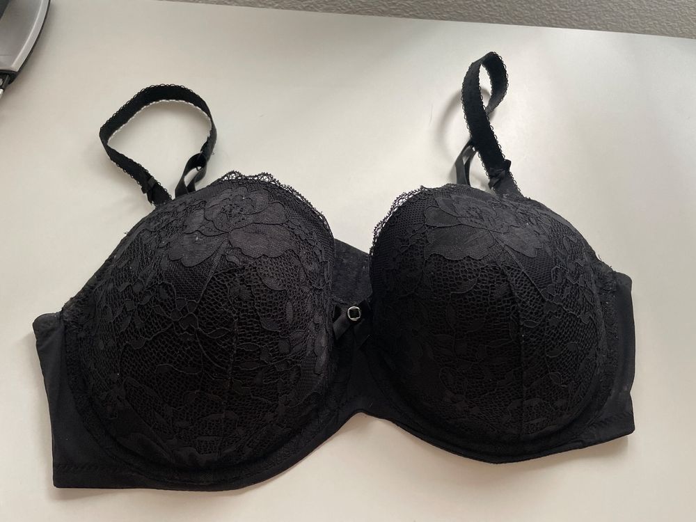 BH von Hunkemöller 85F in schwarz Top (Gebraucht) in Frauenfeld für CHF 10 – mit Lieferung auf ...