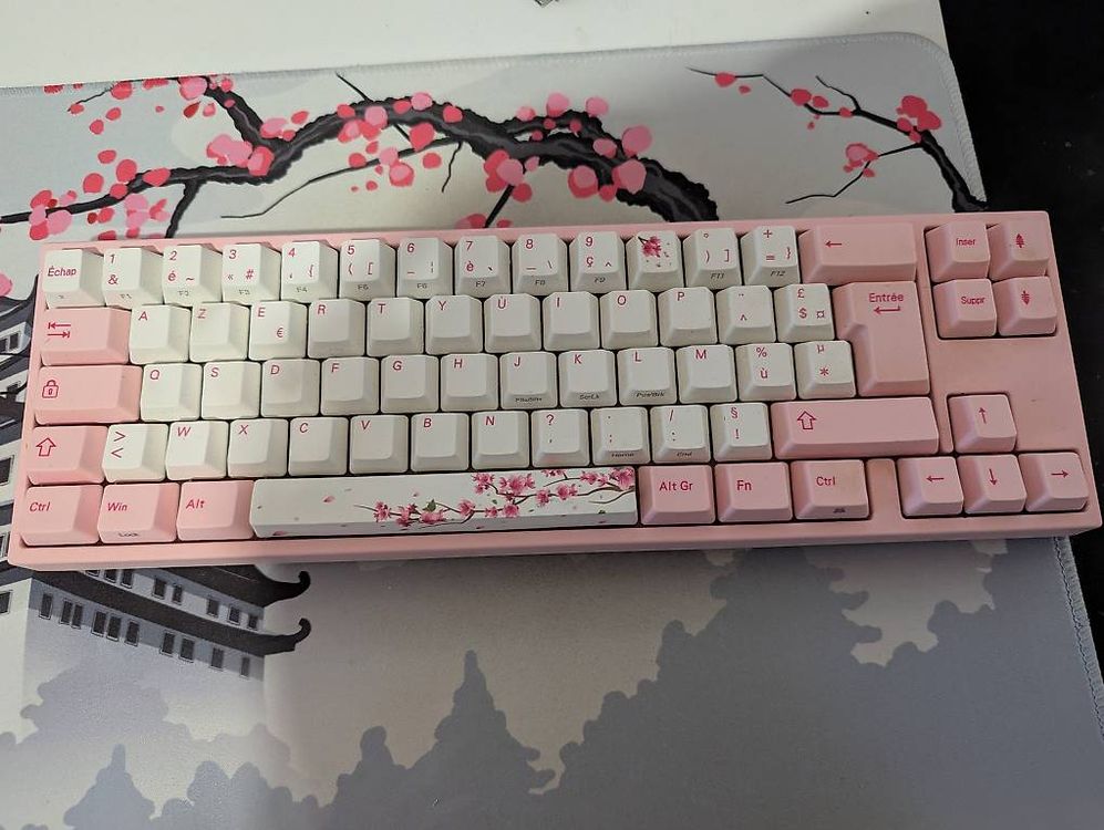 Clavier mécanique Ducky x Varmilo Sakura | Kaufen auf Ricardo