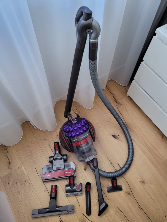 Dyson Sauger cinetic big ball parquet 2 samt Zubehör | Kaufen auf Ricardo