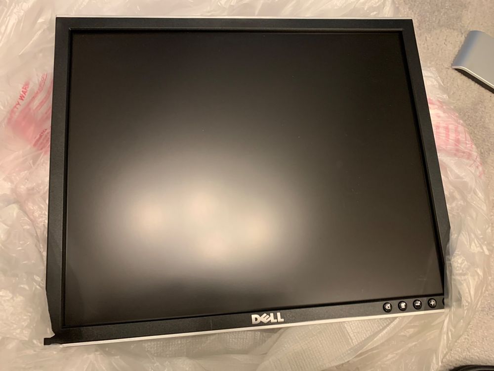 Alter Dell PC-Bildschirm (ungebraucht) | Kaufen auf Ricardo