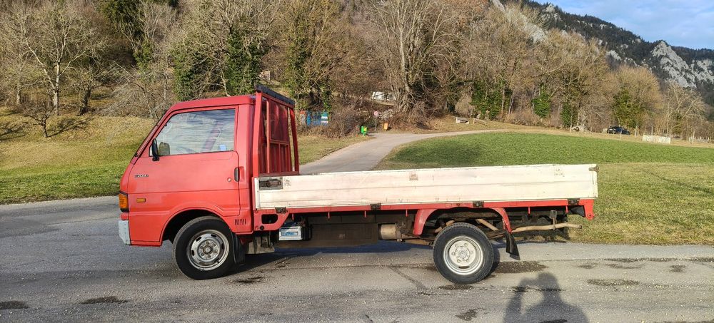 Mazda E 2000 expertisé - mit gültiger MFK (Gebraucht) in Eschert für ...