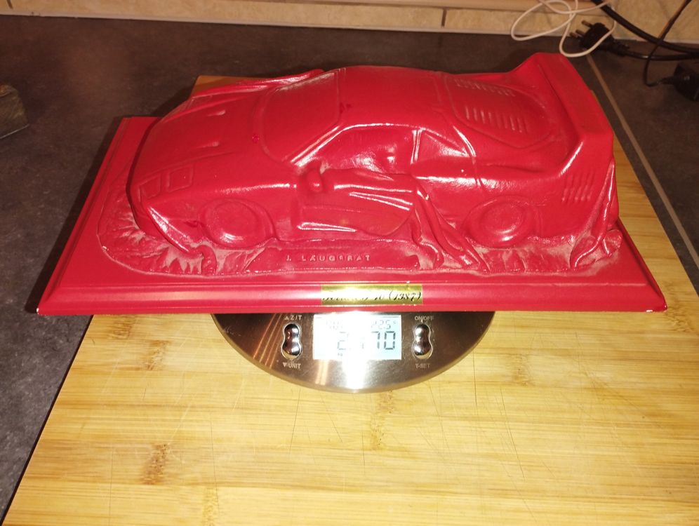 Ferrari F40 1:16 en porcelaine 2.77kg (Gebraucht) in St-imier für CHF ...