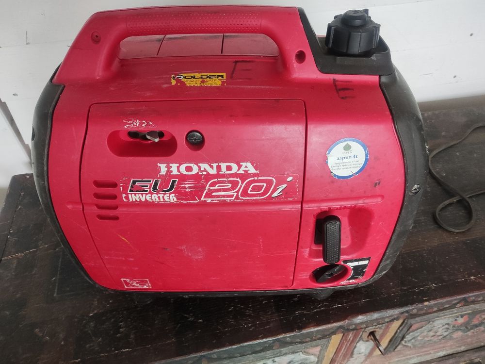 Honda Generator EU 20i Inverter | Kaufen auf Ricardo Honda Generator EU 20i Inverter | Kaufen auf Ricardo
