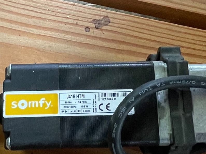 Somfy J418 RTS Neuware Storenmotor optimiert zu Schenker (Neu und ...