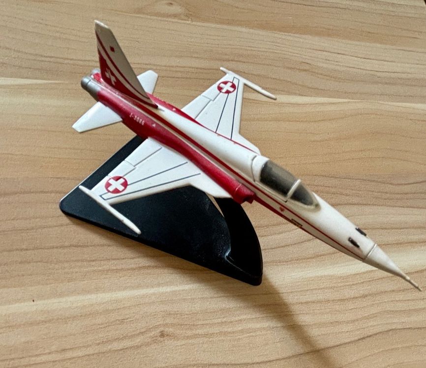 F-5 Tiger "Patrouille Suisse" Modell, Metall,Spannweite 80mm | Kaufen ...