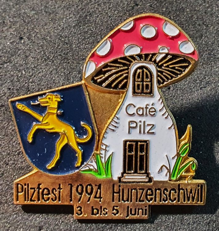 Y979 - Pin Pilzfest 1994 Hunzenschwil Café Pilz (Gebraucht) in Reinach BL für CHF 2.5 – mit ...
