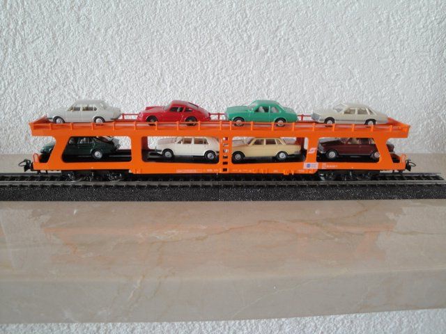 Märklin HO 4174, Autotransportwagen ÖBB mit OVP und 8 autos (Neu ...