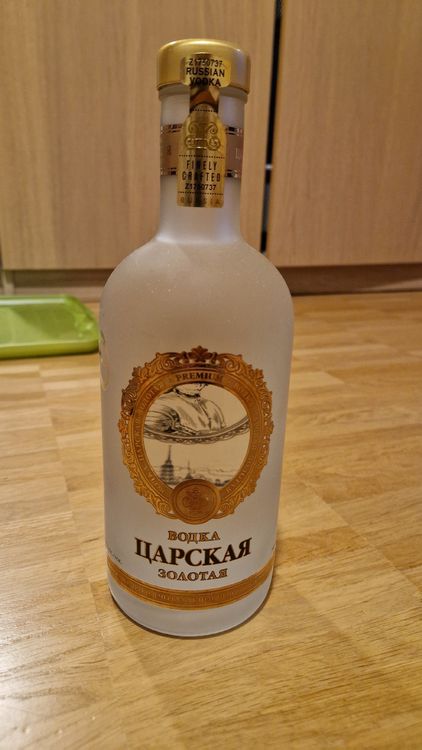 Russian Vodka "Tsarskaya Zolotaya" | Kaufen auf Ricardo