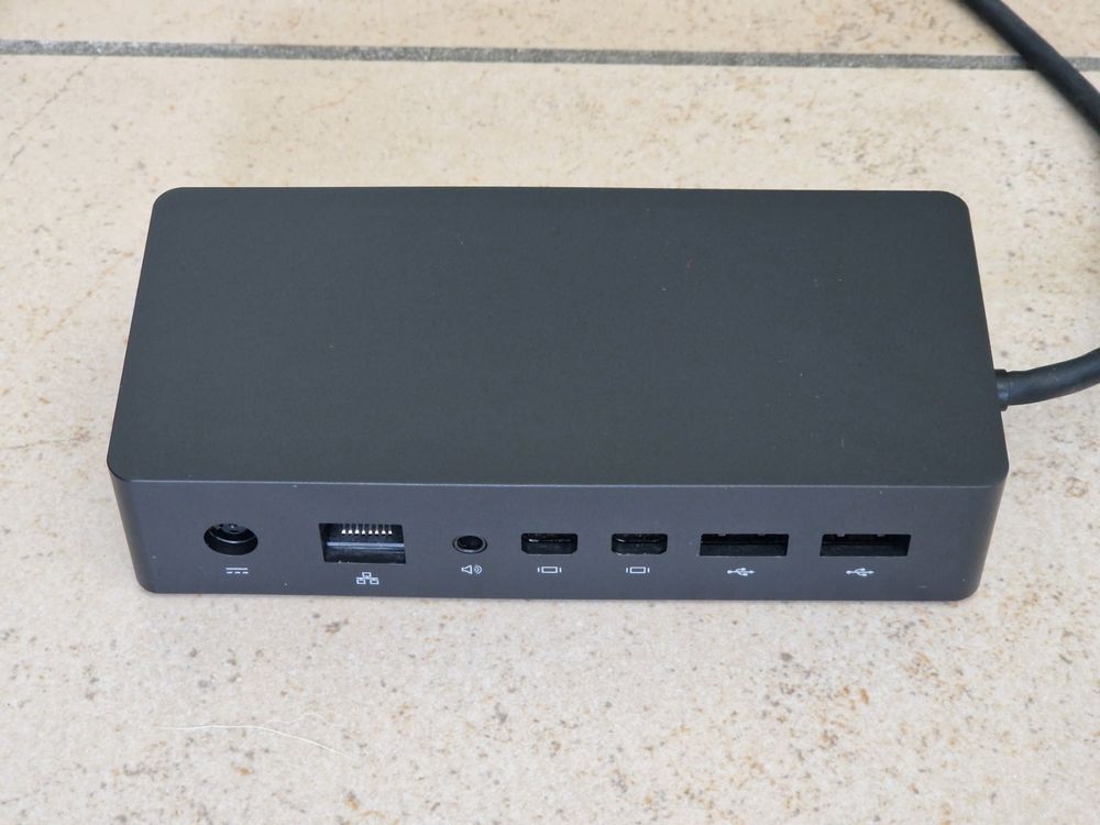 Microsoft Surface Dock (1. Generation) *** ab 1.- *** | Kaufen auf Ricardo