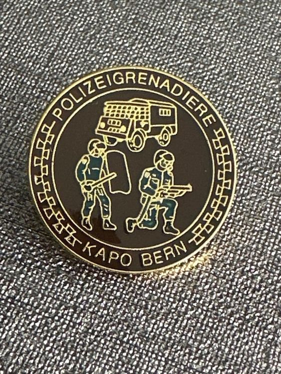 Pin Polizeigrenadiere Kapo Bern | Kaufen auf Ricardo
