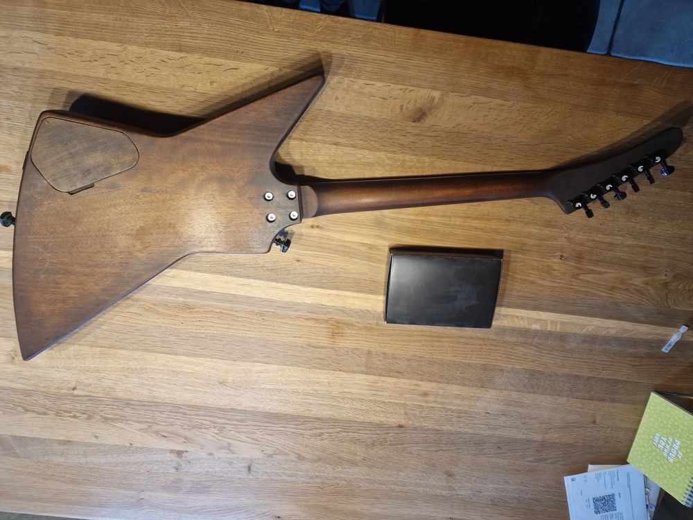Gibson Explorer Replica Gitarre mit EMG KH Signature Set (Gebraucht) in ...