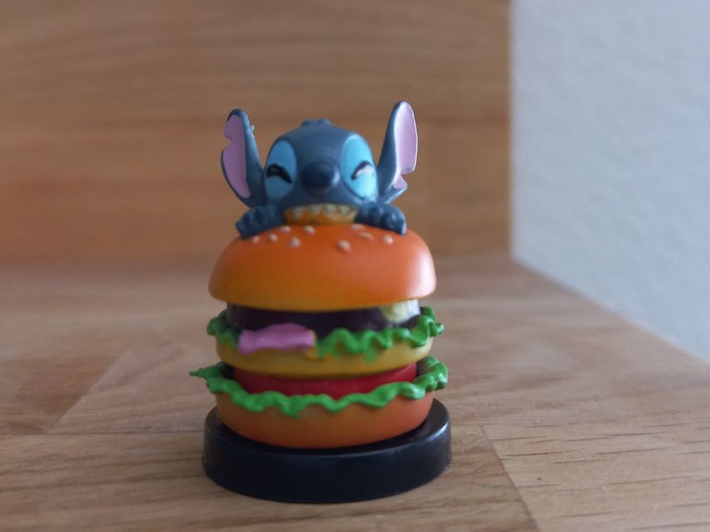 Stitch mit Burger 3.5cm Sammelfigur/ Setzkasten (Neu und ...