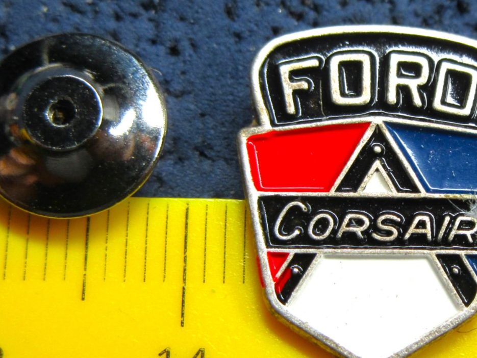 FORD CORSAIR AUTO OGO OLDI PIN GEPRÄGT MIT SECURITY-CLIP (Gebraucht) in ...