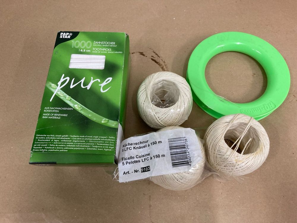 Zahnstocher, Schnur, Silch (F22) (Gebraucht) in Frauenfeld für CHF 1 ...