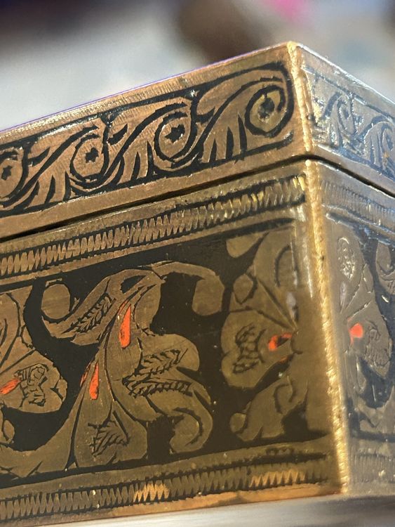 Benares Ware Messing- und Emaille-Box aus dem frühen 20. Jah (Gebraucht ...