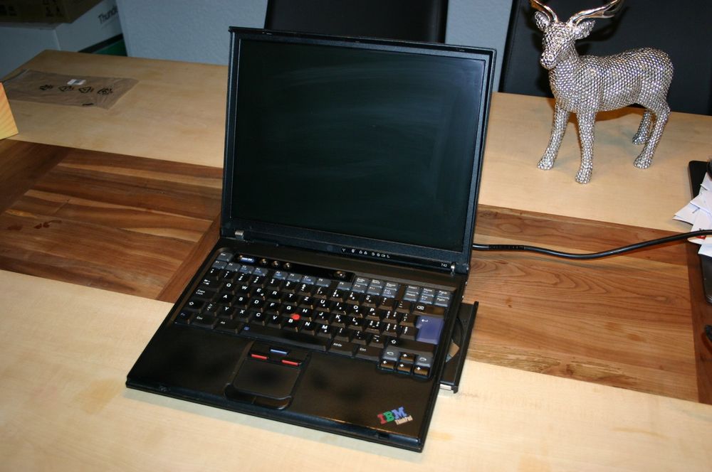 Seltenes IBM T42 mit XP SP3 neu installiert (Gebraucht) in Stettlen für ...