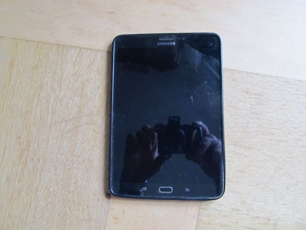 Galaxy Tab S2 (SM-T715) (Gebraucht) in Neuenhof für CHF 50 – mit ...