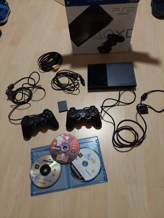 PS2 Slim, 2x Controller, 1x MemCard, 2x PS1 Game, 1x PS2 Gam (Gebraucht) in Arisdorf für CHF 50 ...