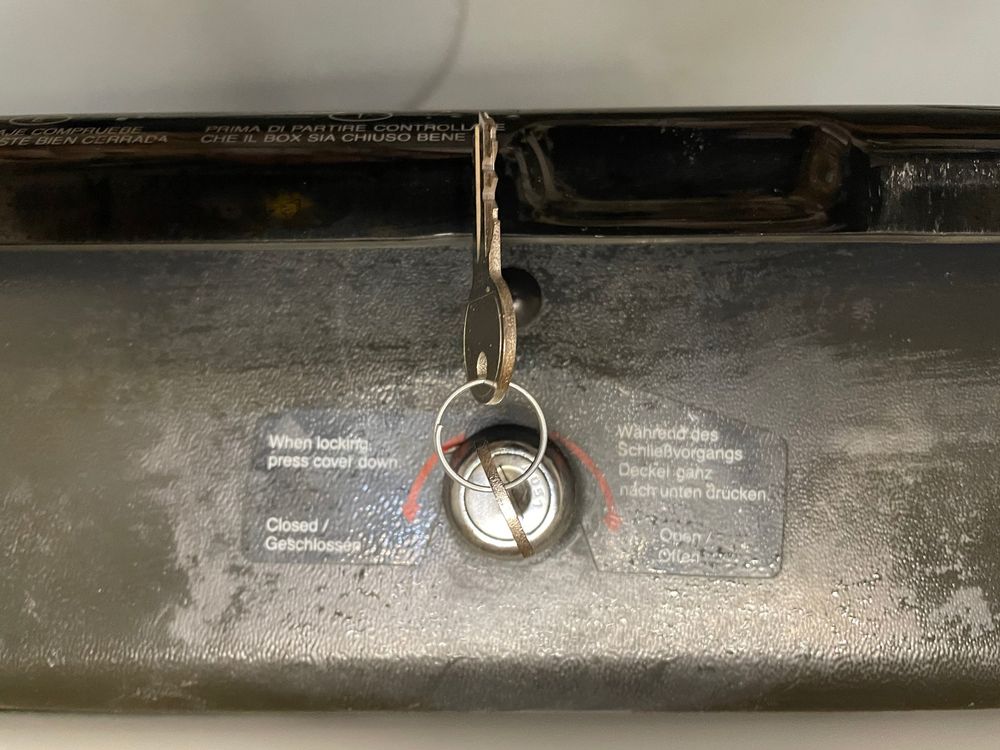 Dachbox Thule Alpine 100 (Gebraucht) in Zürich für CHF 20 – nur ...